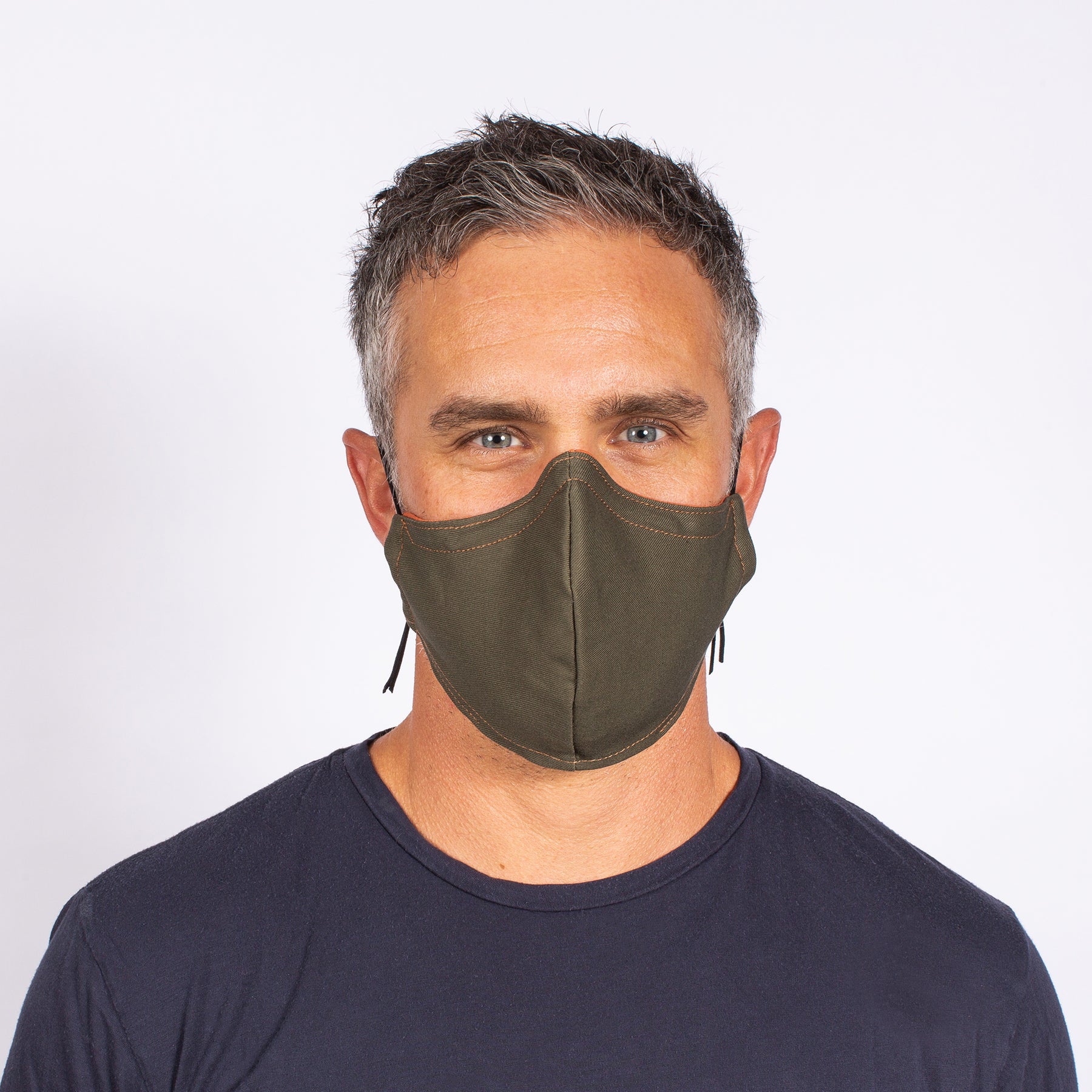 Reusable double layer cloth face mask with pocket